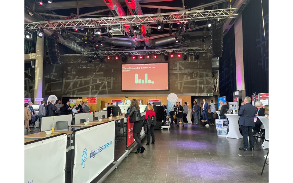 SmartCitySummit | ekom21 - KGRZ Hessen. Die Zukunft der Verwaltung.